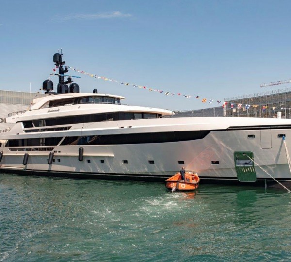 Yacht LEMON TREE, Sanlorenzo | CHARTERWORLD Luxury Superyacht Charters